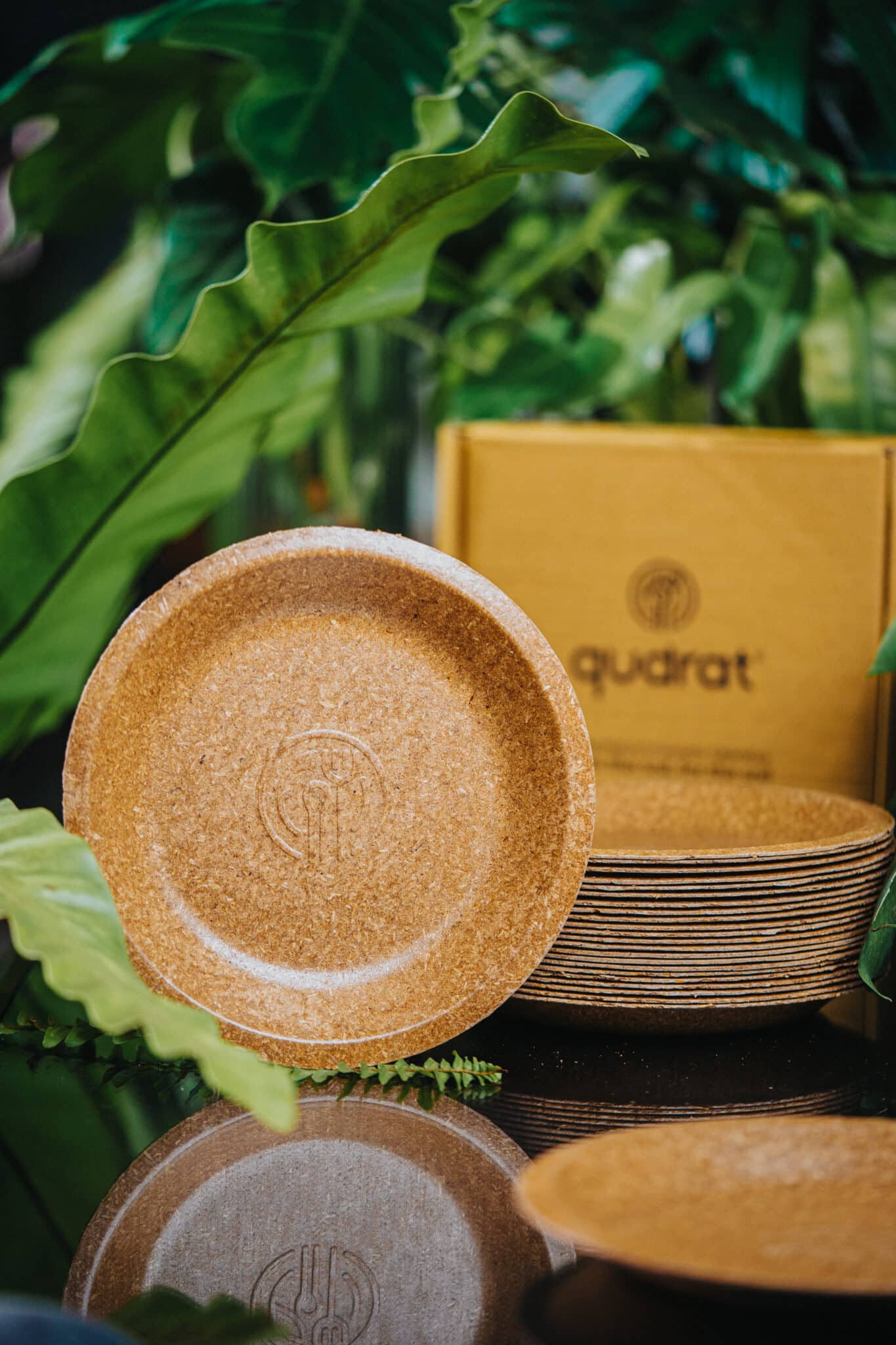 Eco-Friendly Disposable Tableware That's Animal Edible, & Sustainable!